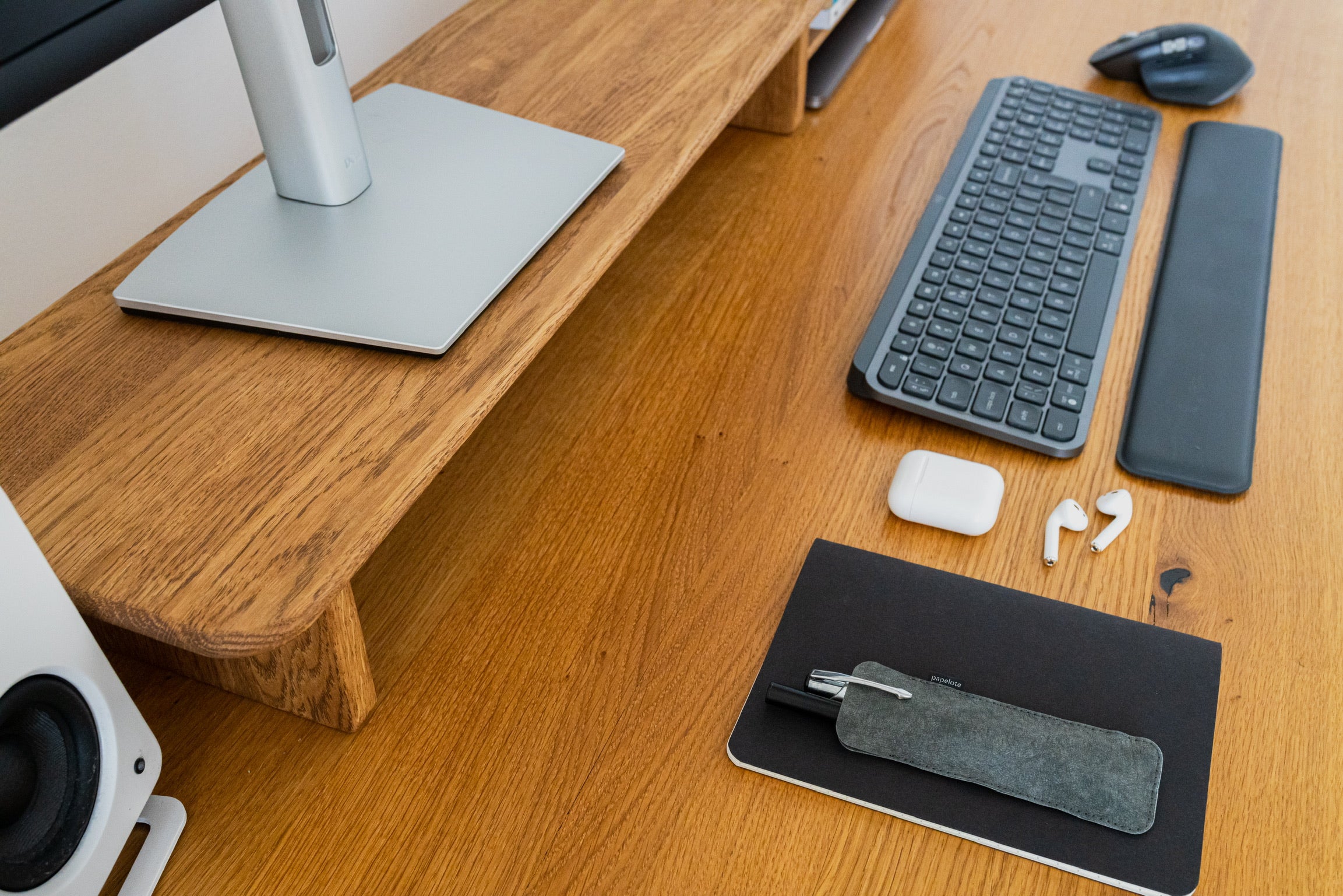 Premium Oak Wooden Monitor Stand: Walnut Elegance – Grindwood.com