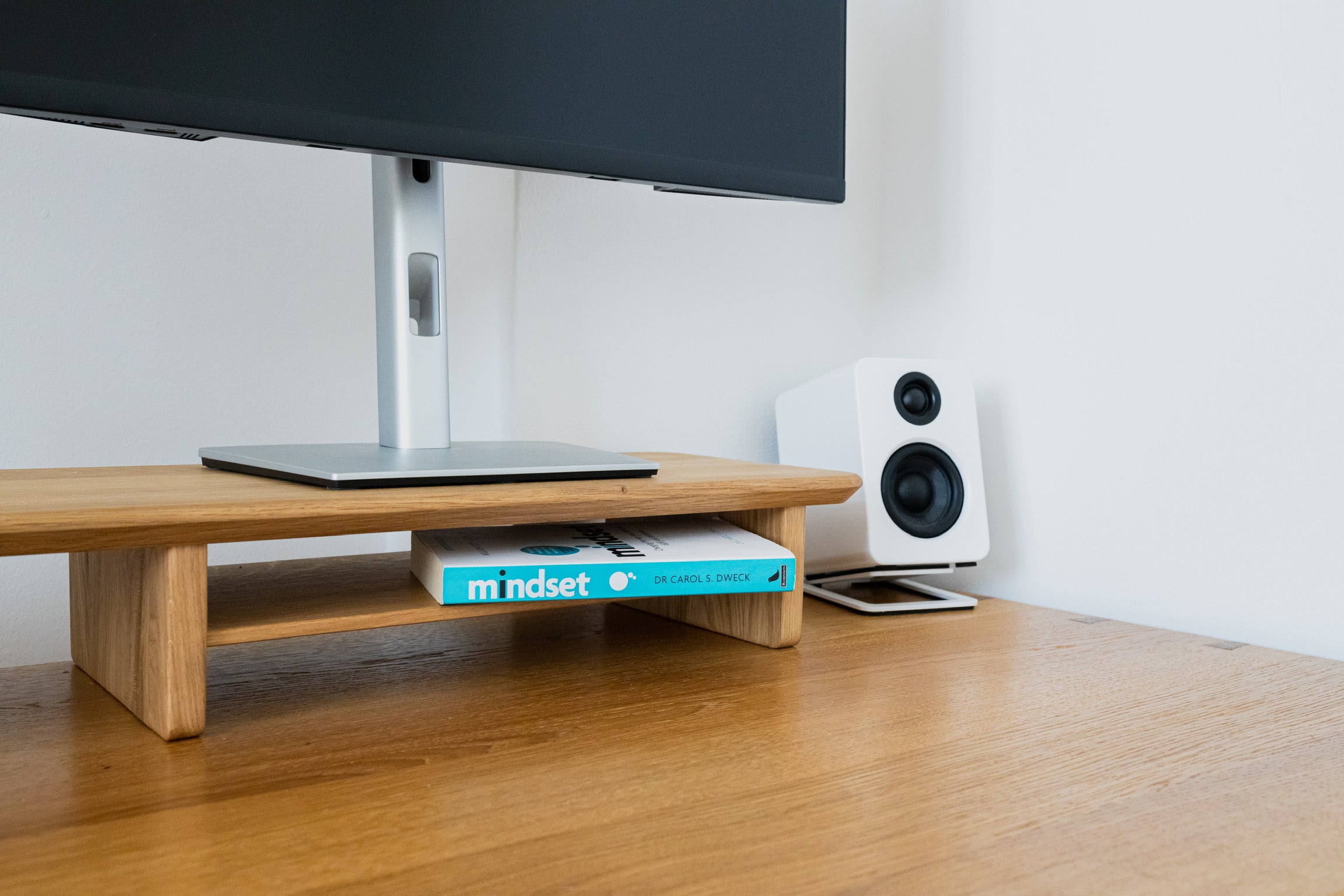 Premium Oak Wooden Monitor Stand: Timeless Natural – Grindwood.com